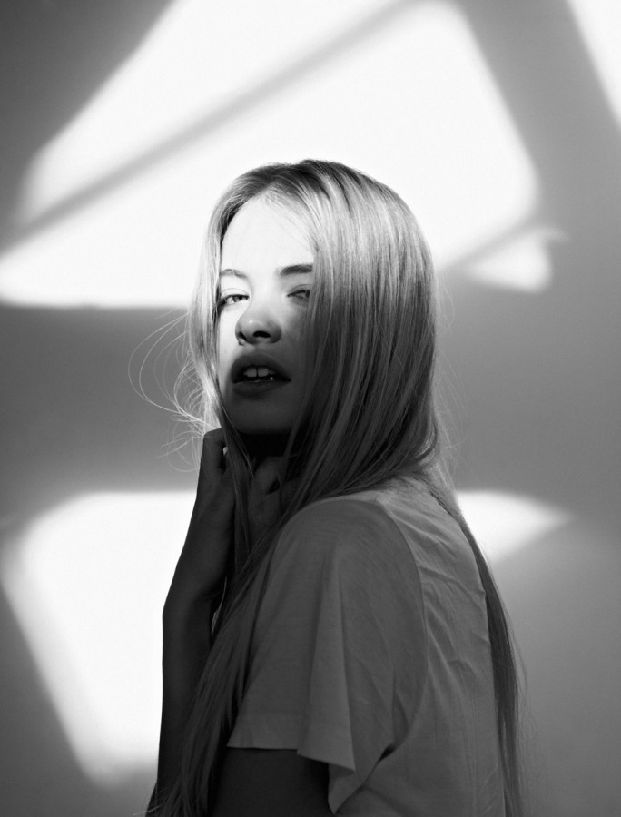 Charlie Newman by Laura Jiménez for C-Heads - C-Heads Magazine