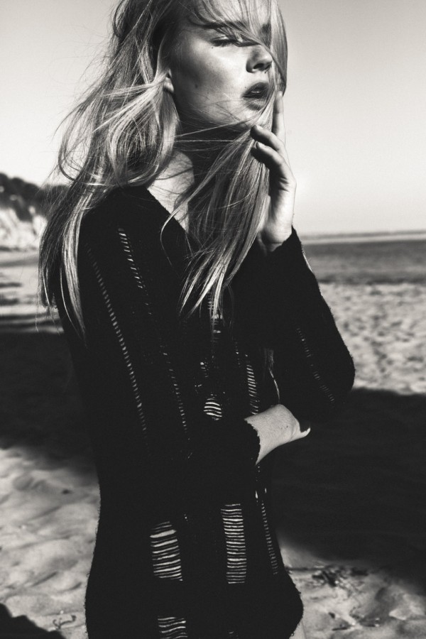 Ella & Rebecka by Lucas Passmore for C-Heads - C-Heads Magazine