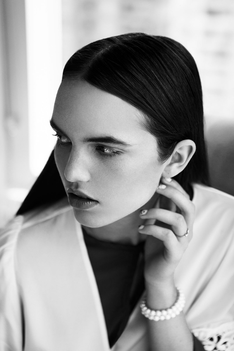 Lily Moffett by Raul Romo for C-Heads - C-Heads Magazine