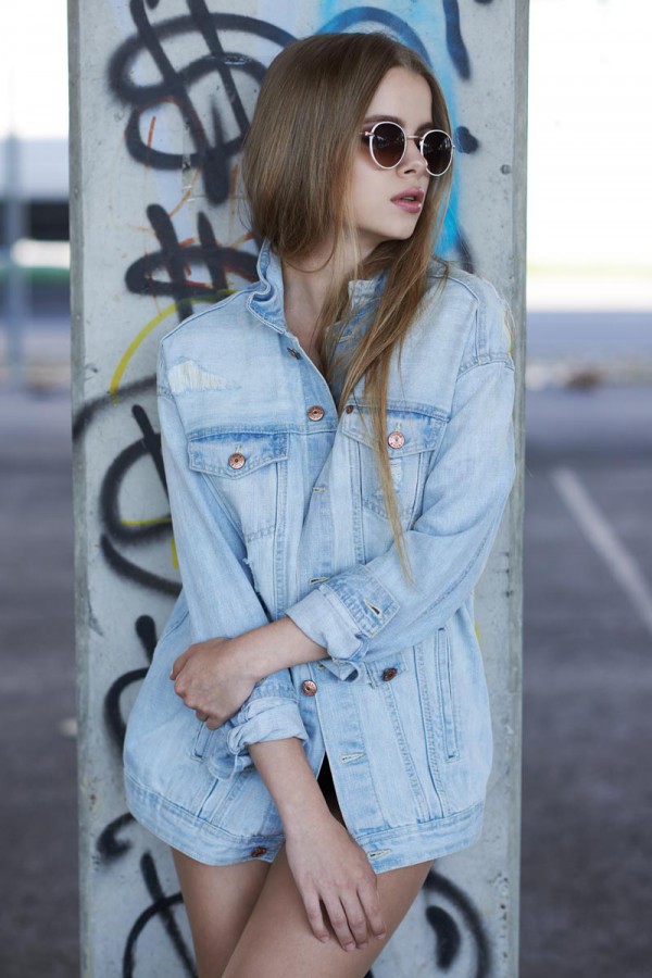Laura by Michael Taborsky for C-Heads - C-Heads Magazine