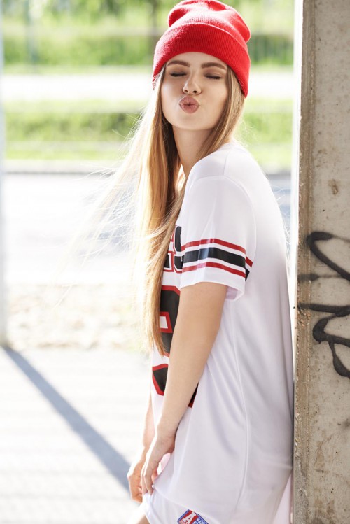 Laura by Michael Taborsky for C-Heads - C-Heads Magazine