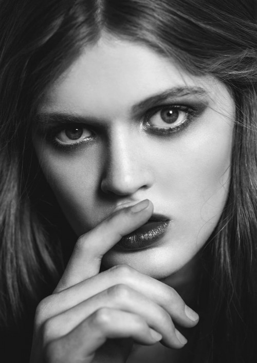 Rebekah by Fox Harvard for C-Heads - C-Heads Magazine