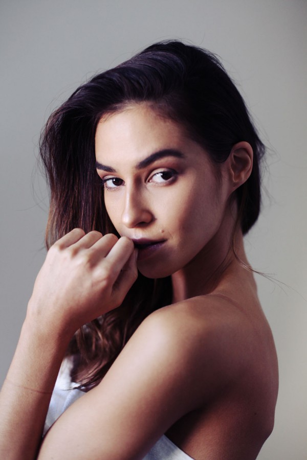 Lauren Engel kicking it down under with Aussie babes for C-Heads #7 - C ...