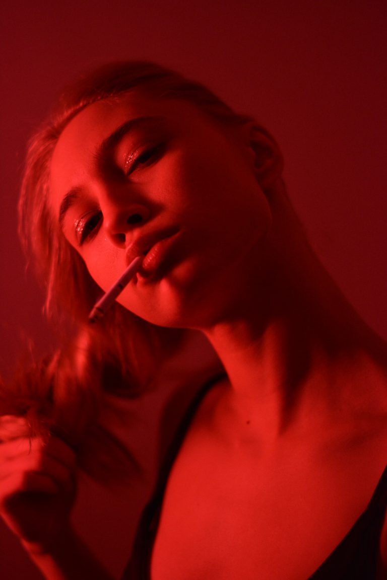 Red light district - C-Heads Magazine