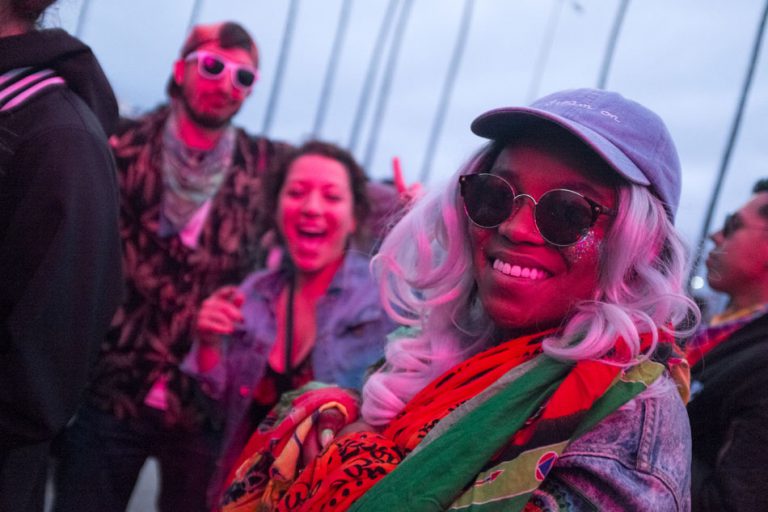 Costumes, music and kisses at CRSSD Festival 2017 - C-Heads Magazine