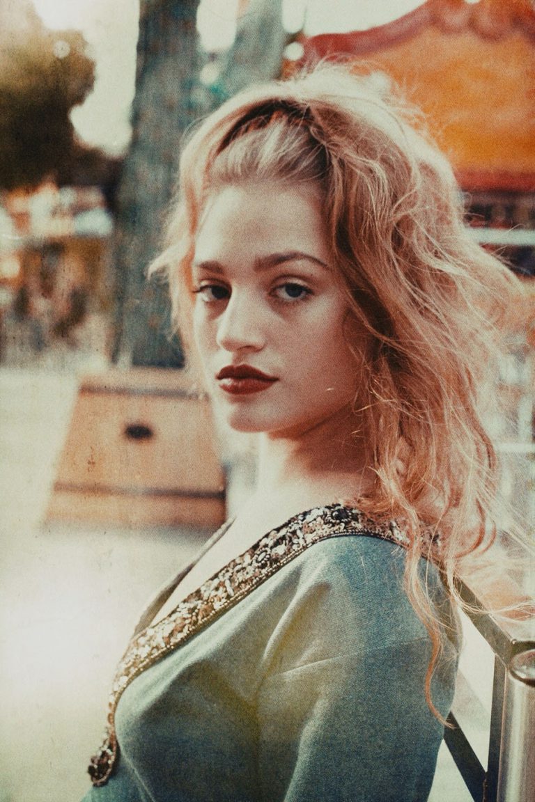 Golden Hour at the Amusement Park Vienna - C-Heads Magazine