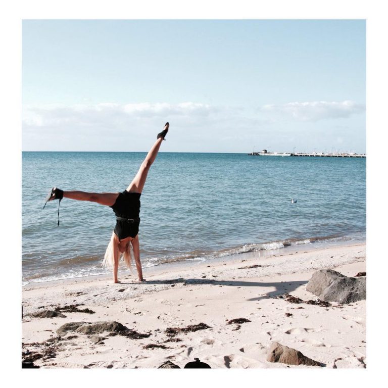 "Well, this is growing up!" Megan Street´s book on positivity, optimism ...