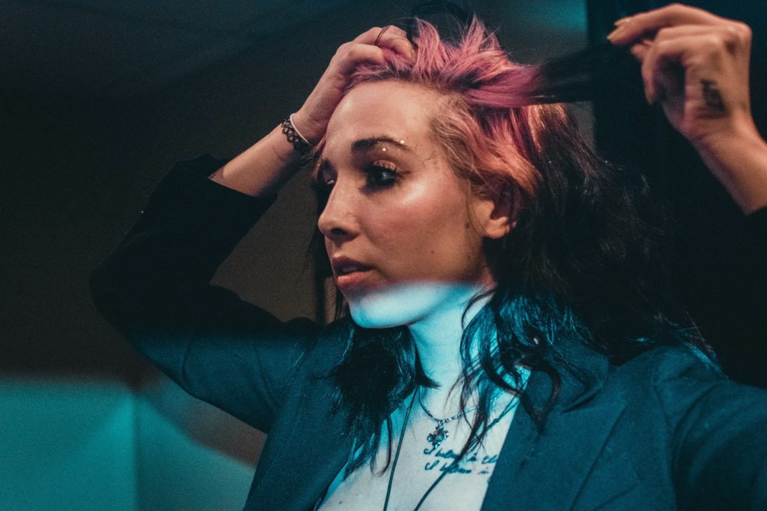 Pop Songwriting and Punk Rock: A talk with Sizzy Rocket - C-Heads Magazine