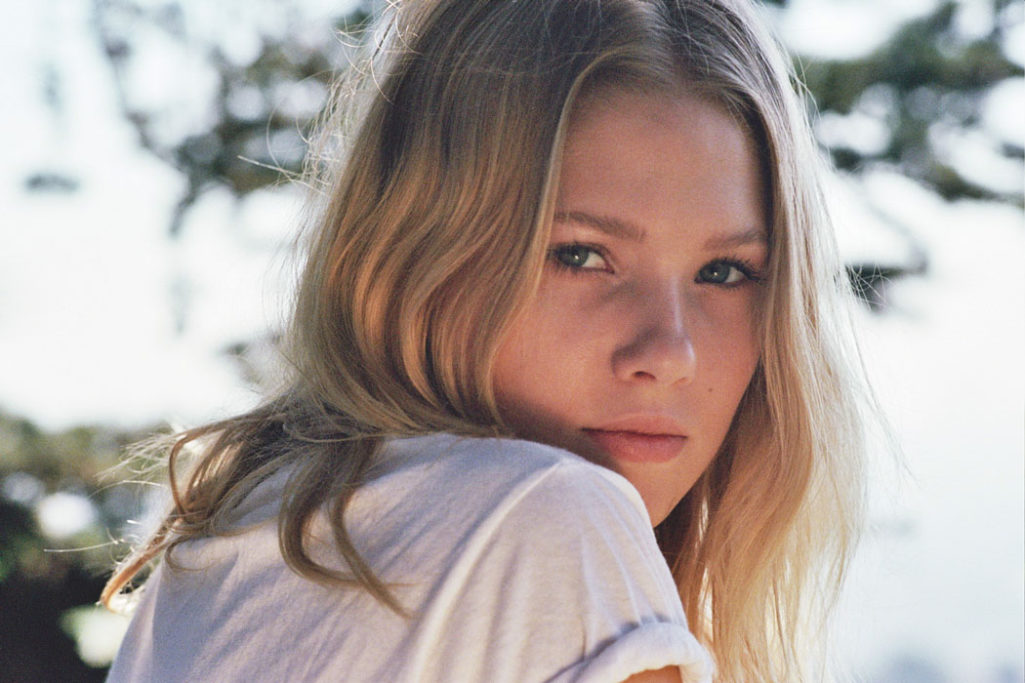 Catching the last sun rays with Berit - C-Heads Magazine