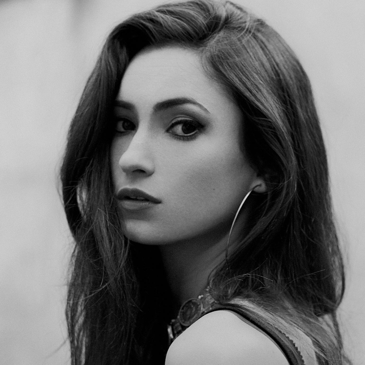 Carmen Rosa "Leave Me Lonely" - C-Heads Magazine