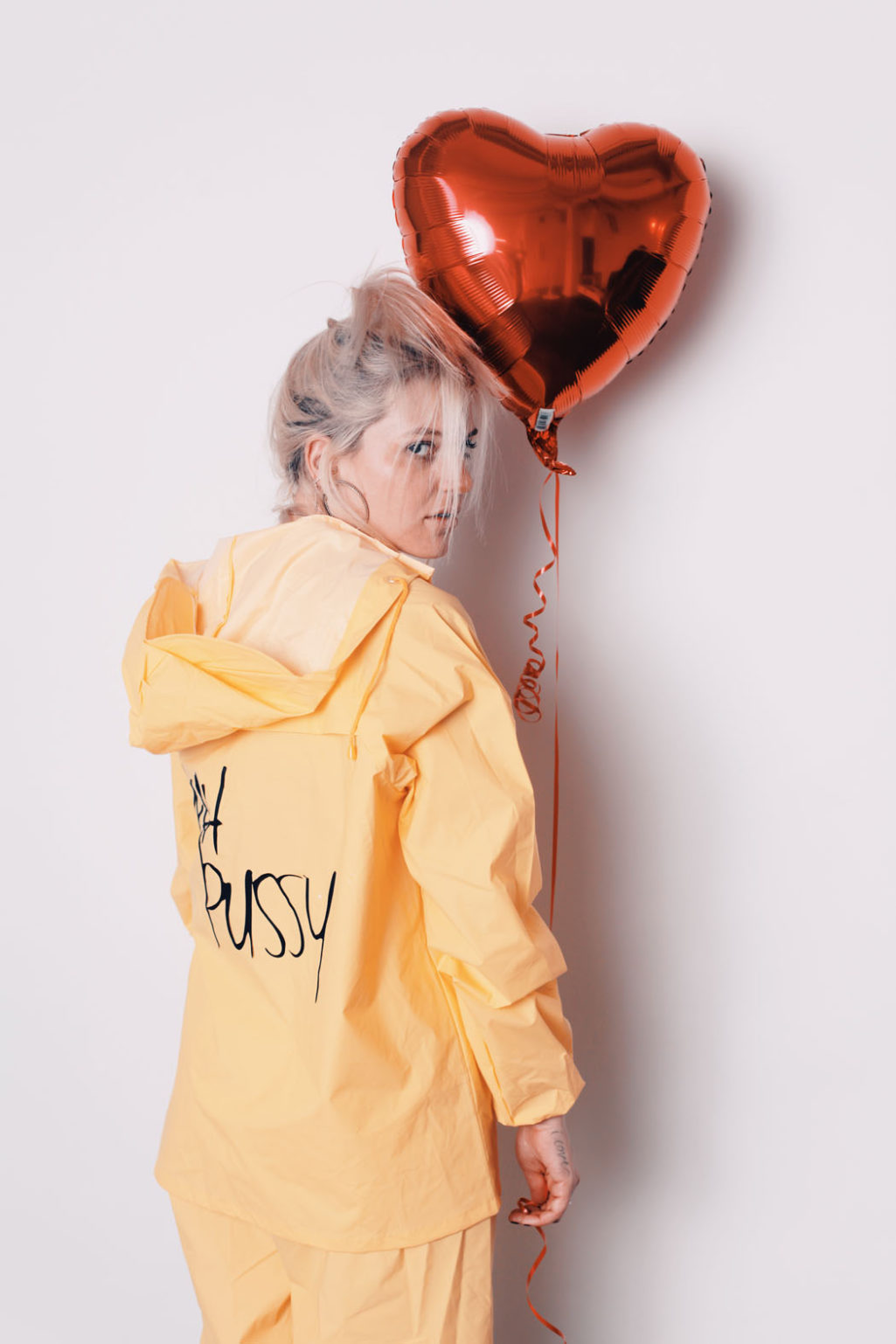 "Be who you are" A talk with GG Magree - C-Heads Magazine