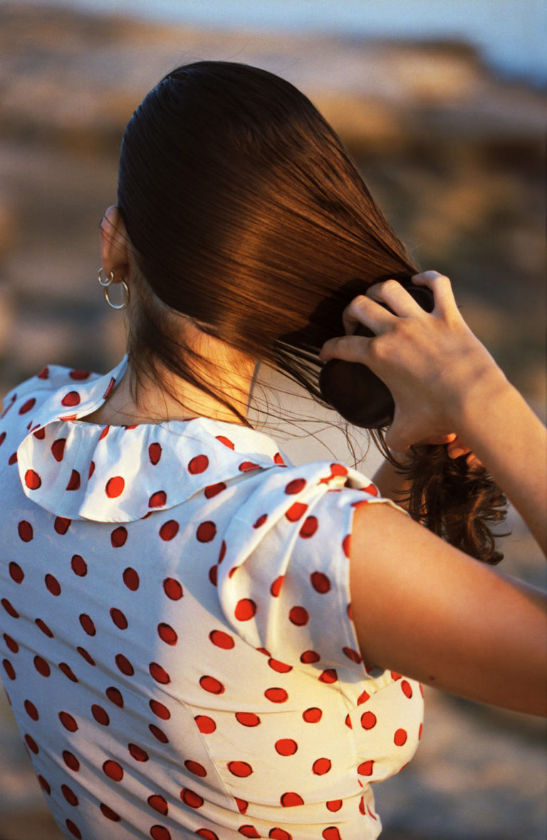 Beach Feelings with Sarah Stephens - C-Heads Magazine