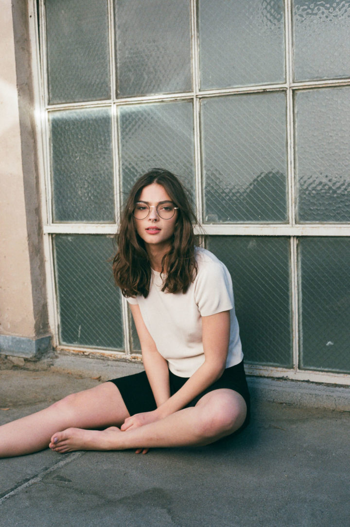 Barefoot and with the greatest of ease - C-Heads Magazine