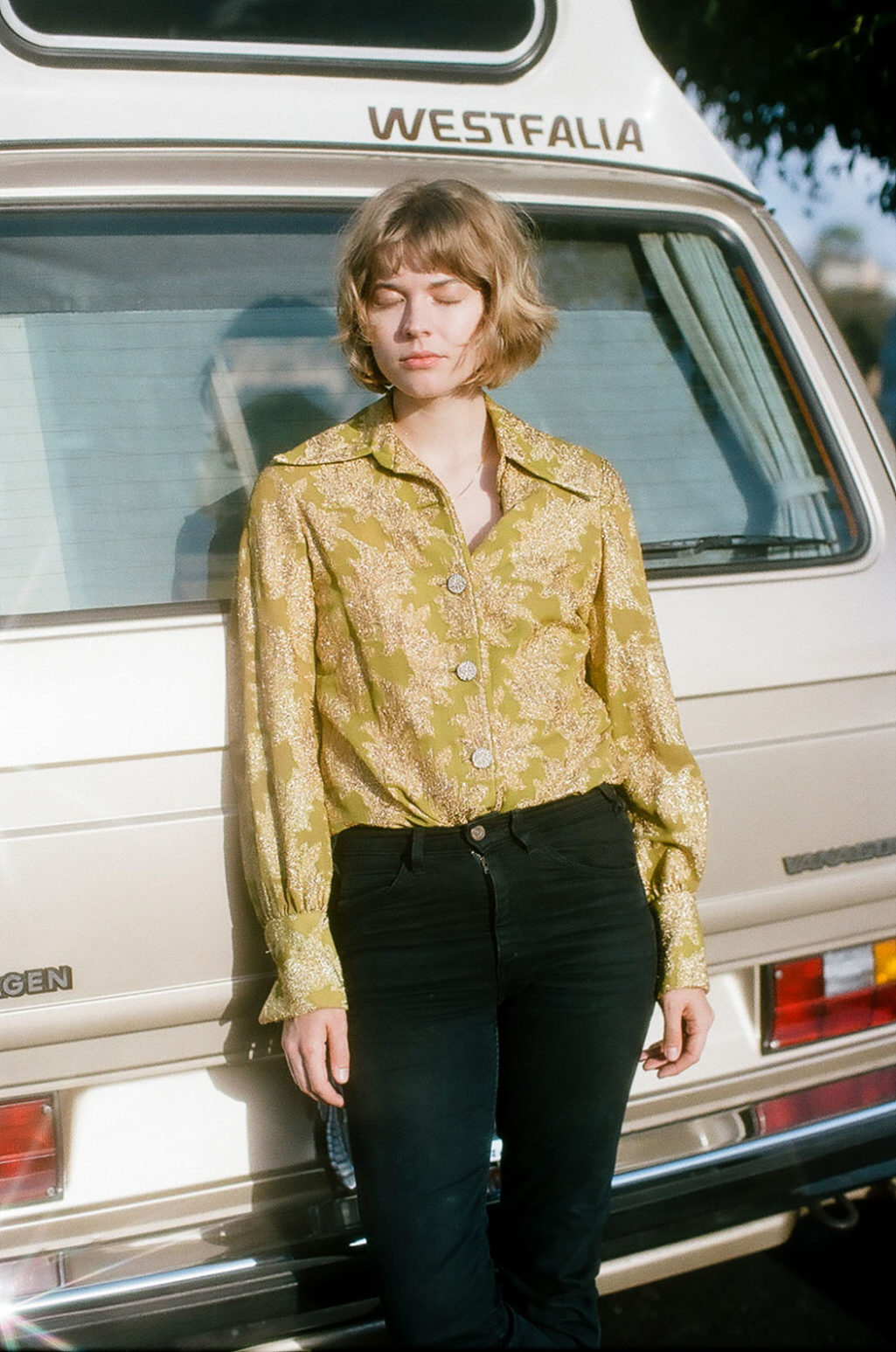 Walking around the neighborhood with Chaun Cat - C-Heads Magazine