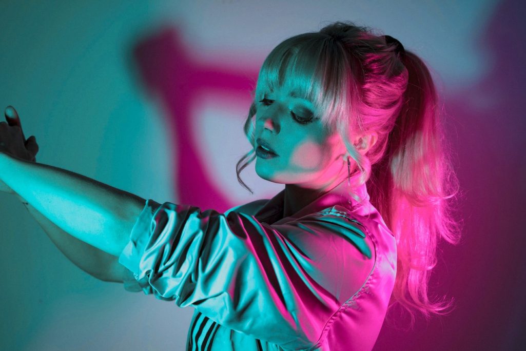 Video Premiere: Violet Days - "Just A Little" - C-Heads Magazine