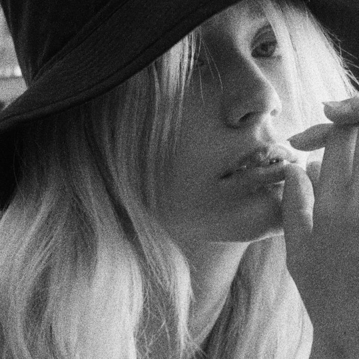 Grace Gardiner by Darren Ankenman - C-Heads Magazine