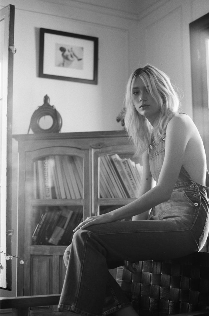 Grace Gardiner by Darren Ankenman - C-Heads Magazine