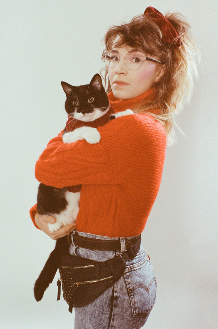 Sian, Cats and a Christmas Tree - C-Heads Magazine