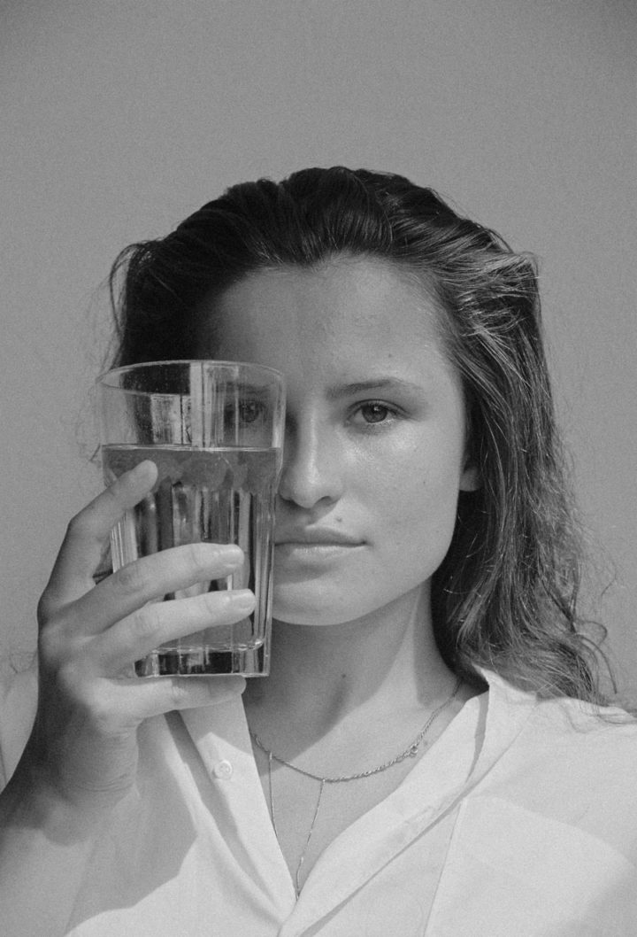 "A movement against that fast time." Analogue moments with Nina Menzel ...