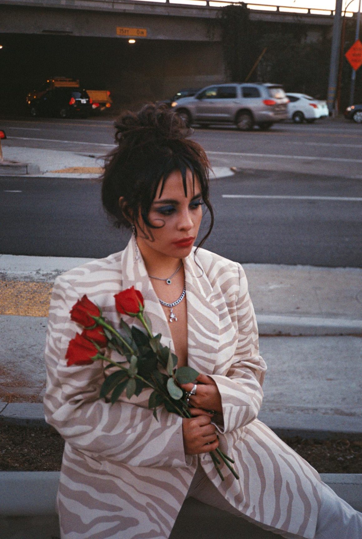 Girl Ultra drops haunting single "Rosas" - C-Heads Magazine
