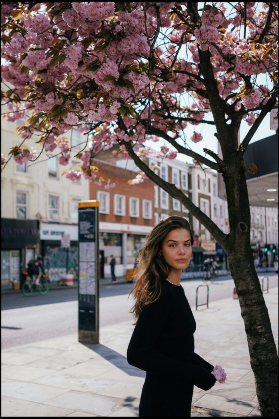 A magical morning with Flora - C-Heads Magazine