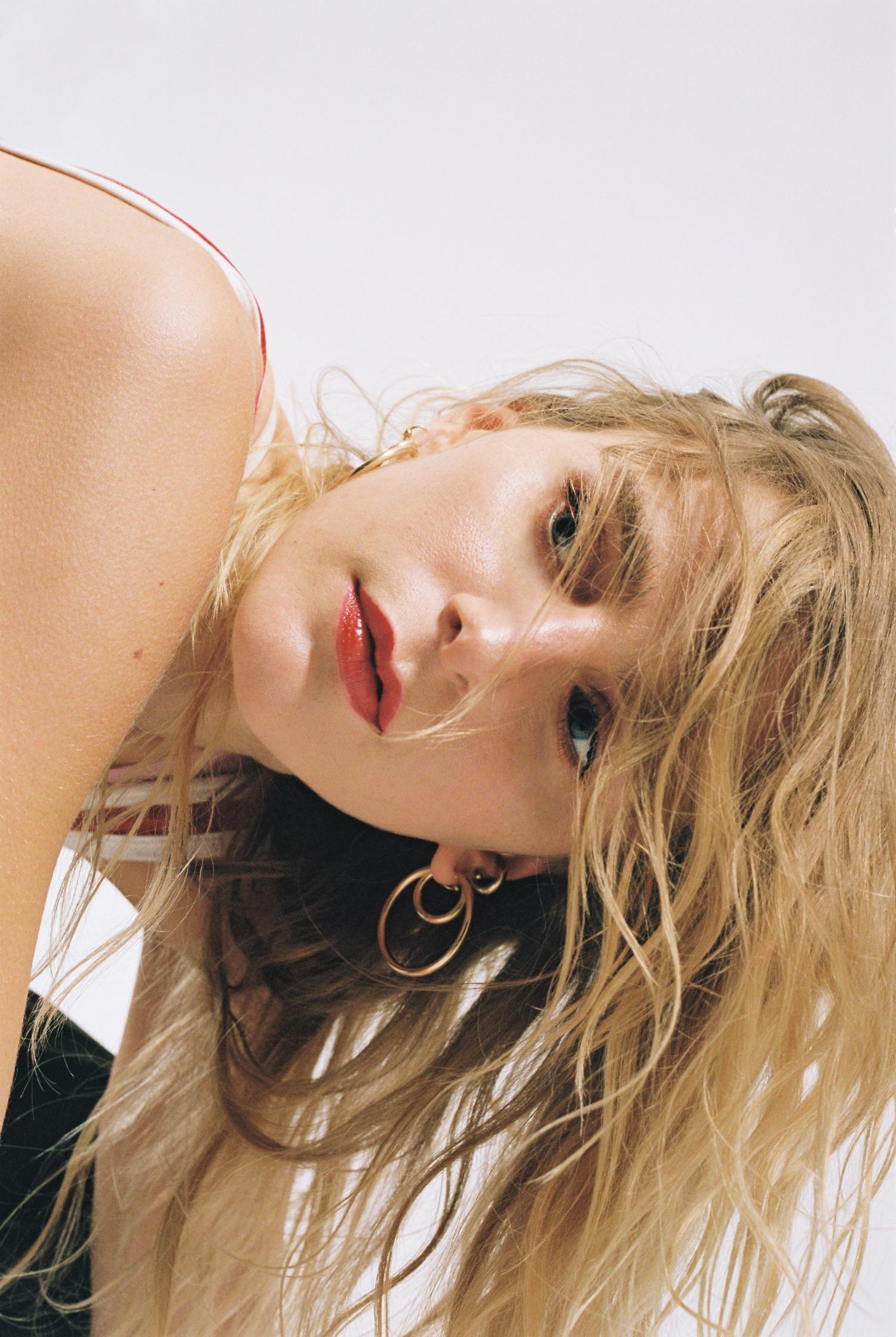 C Heads Magazine Magazine For Photography Fashion Music And Youth Culture