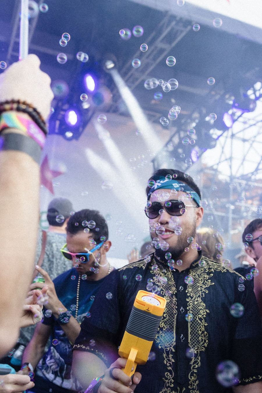 DC4A9352 - C-Heads Magazine