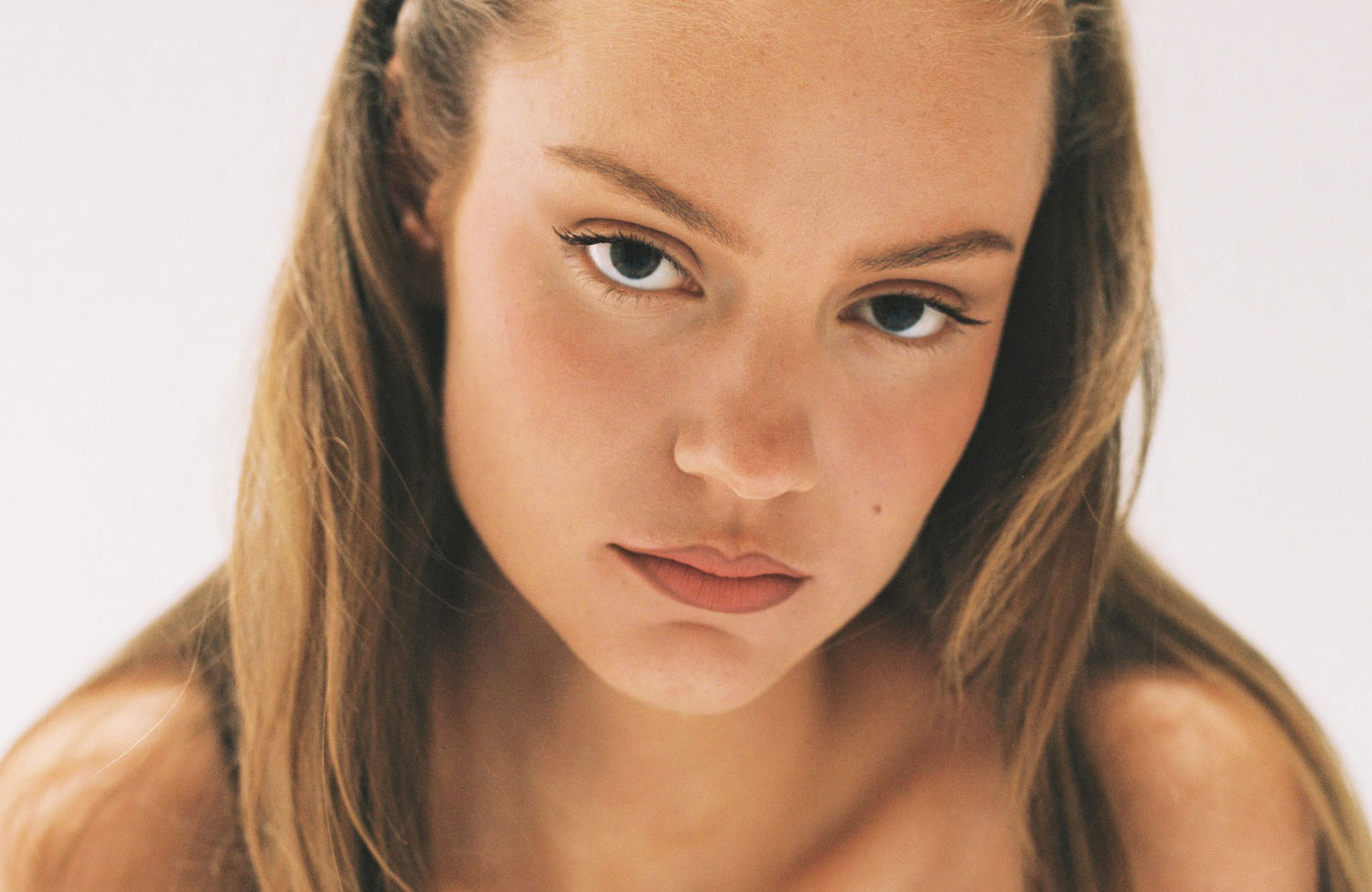 A Journey of Self-Discovery with Amilli - C-Heads Magazine