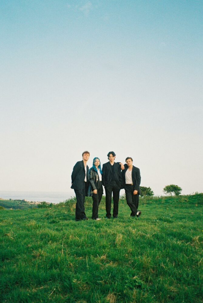 Holler bid summer farewell with new EP, Ever Since I Met You - C-Heads ...