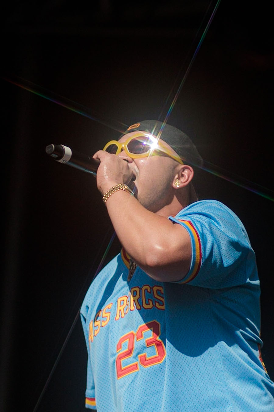 P-Lo2 - C-Heads Magazine