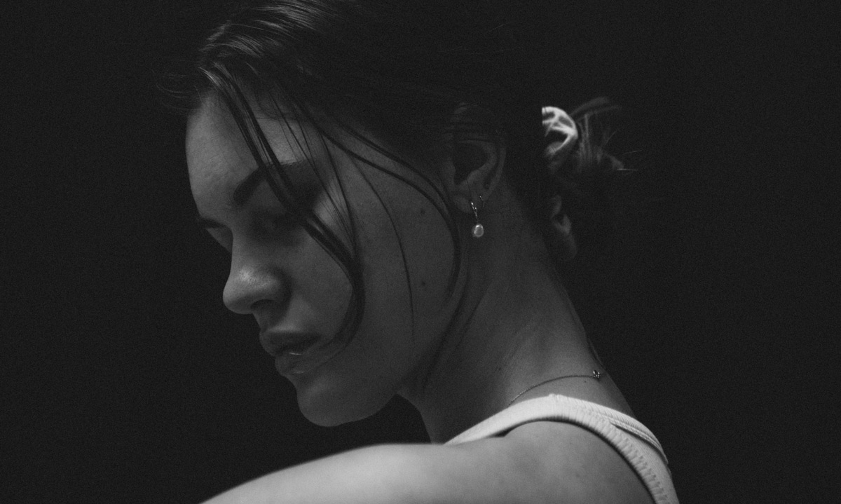 Premiere: Everywhere I Belong – A Conversation with dery about ‘sparkle ...