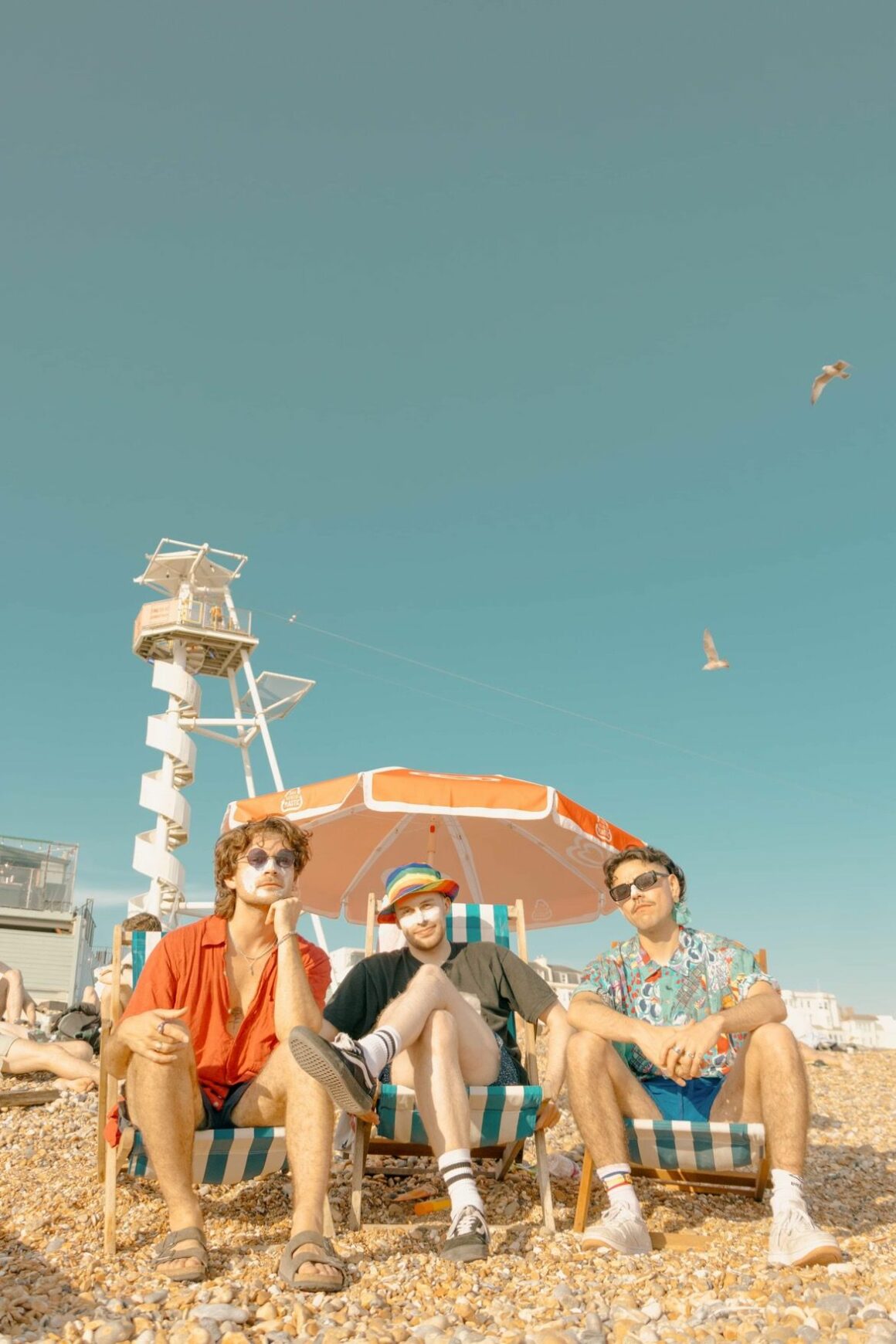Dutch Criminal Record stay dreamy and warm on "Apathy" - C-Heads Magazine
