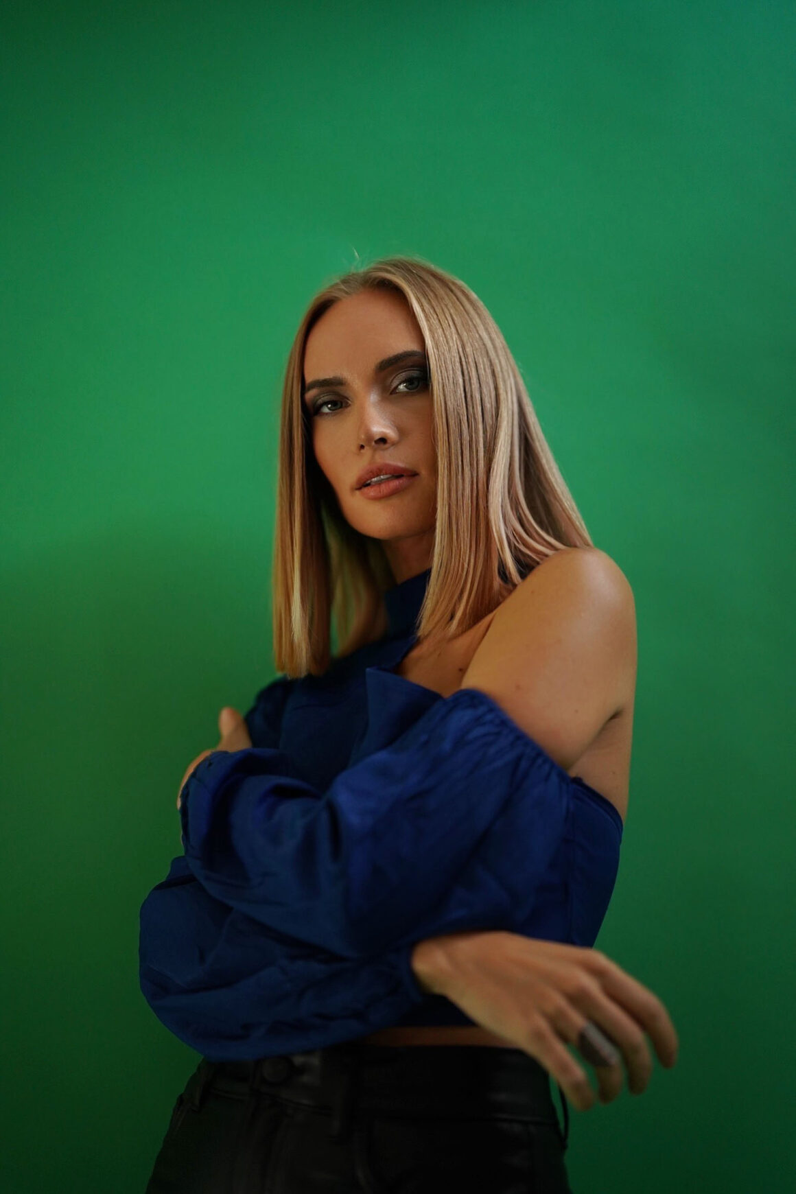 Myrillion and Leoné Murphy explore waves of infatuation on ‘La Petite ...