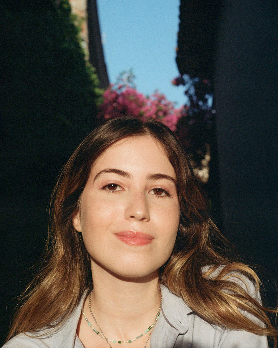 A Warm Afternoon in Aline’s Garden - C-Heads Magazine