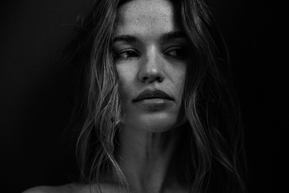 BELLA - C-Heads Magazine