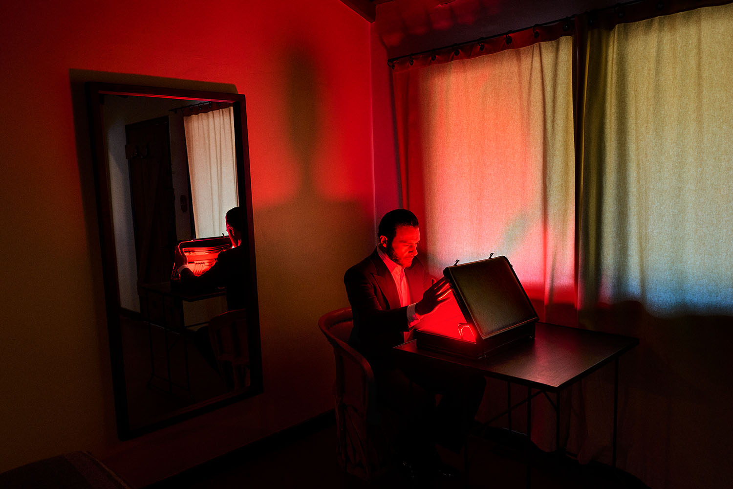 Yodelice Explores the Trap of Social Media in His New Album What’s The ...