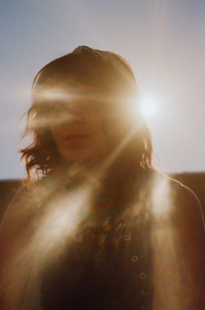 Premiere: Freedom and Simplicity – The World of Lisa Li-Lund - C-Heads ...