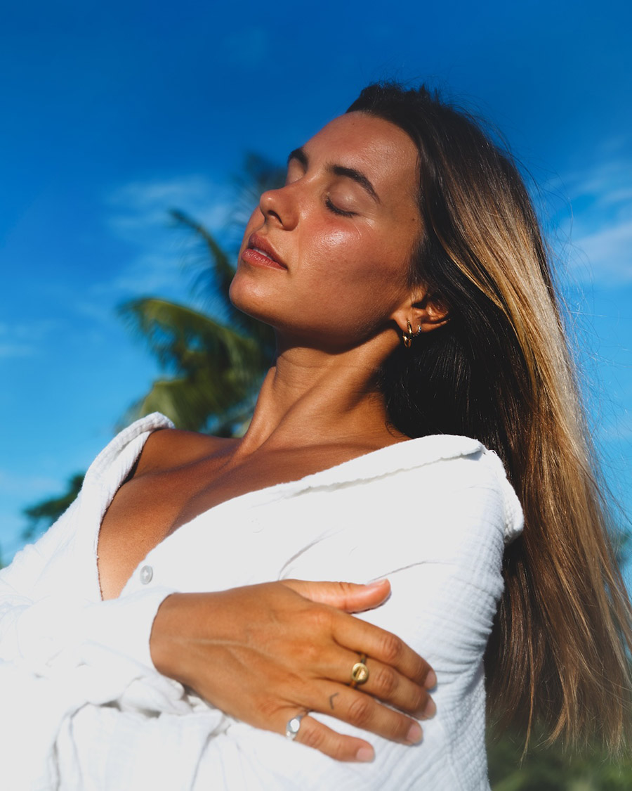 Hola Corazón - C-Heads Magazine