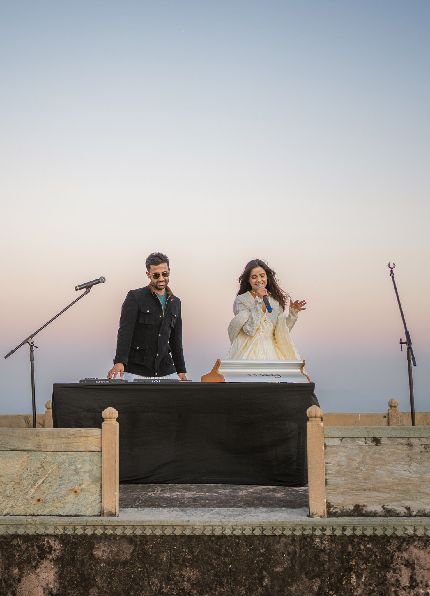 Turkey's hottest pop group manifest take Istanbul by storm with ...
